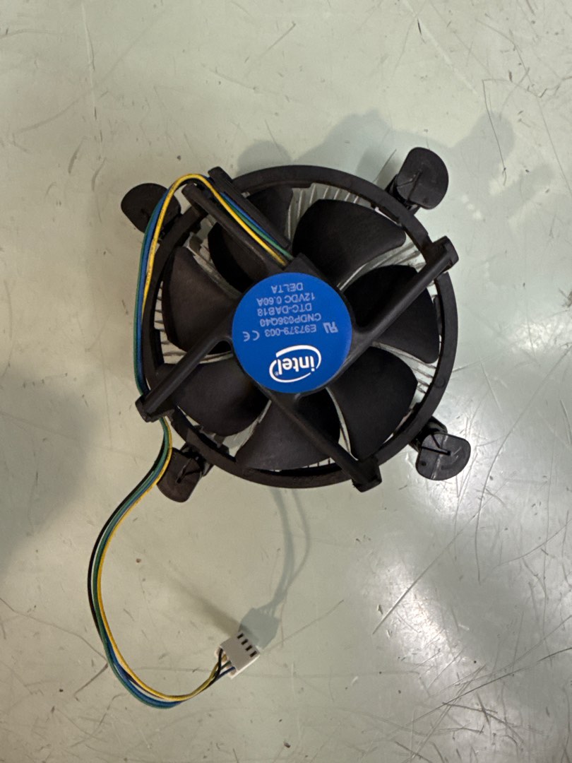 Intel LGA 1200 CPU Cooler Fan, Computers & Tech, Parts & Accessories ...