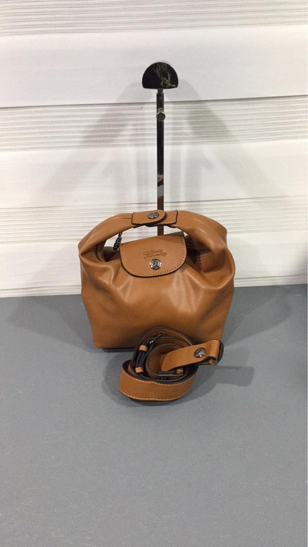 Longchamp Roseau Hobo Bag - Brown, Women's Fashion, Bags & Wallets ...