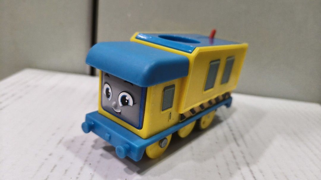 Mattel Thomas & friends Carly the Crane Motorized engine, Hobbies ...