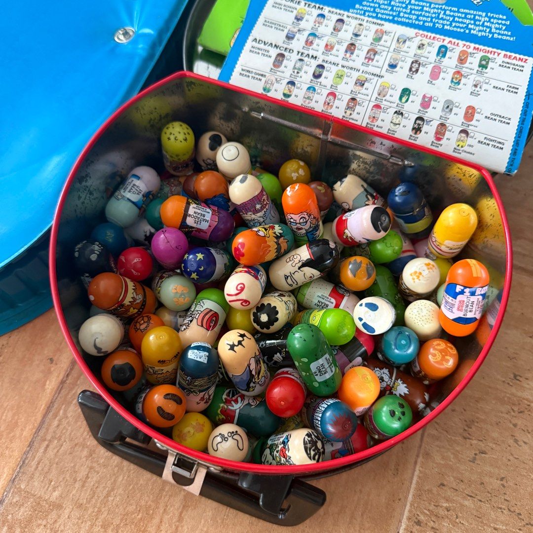 Mighty Beanz Collection with Cases and Accessories, Hobbies & Toys ...