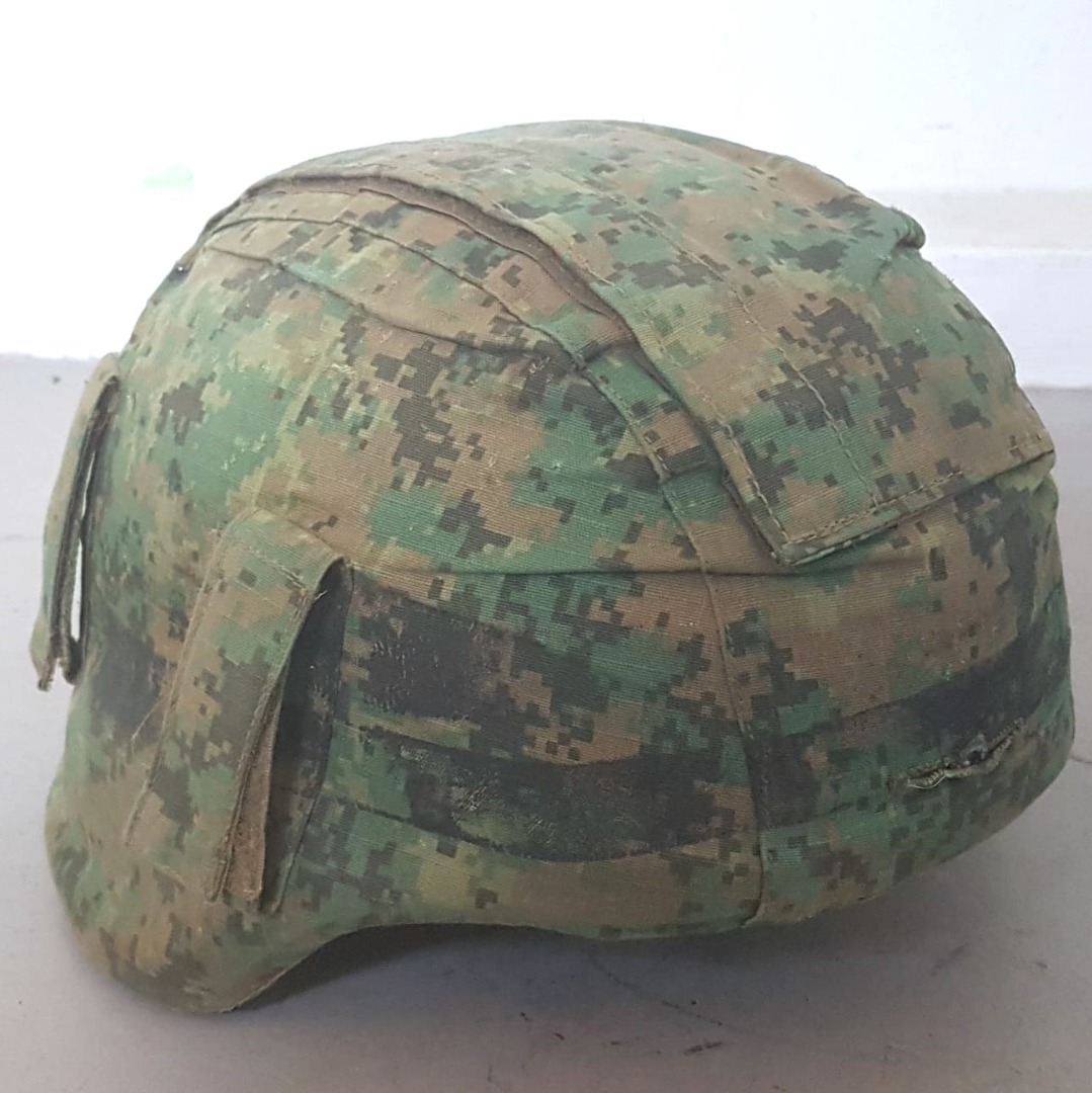 Rare Collectibles, 2015 Military Camouflage Helmet, Advance Combat ...