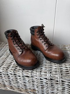 Red Wing Classic Moc Alpine Boots - Size 9, Men's Fashion, Footwear ...
