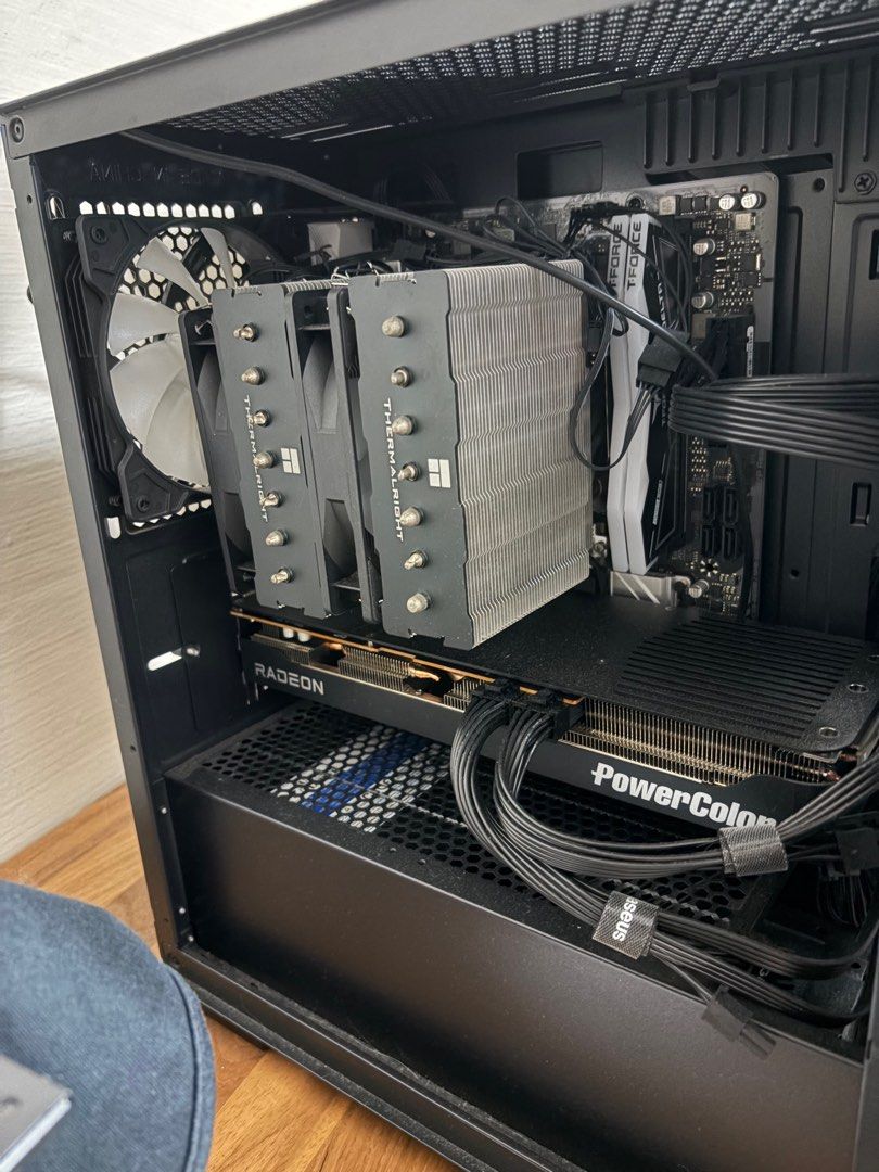 AFTERSHOCK RAPID RYZEN 7 9800X3D + RX 9070XT + B650M + 32GB RAM + 1000W ...