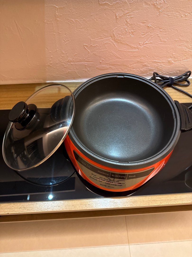 Sanyo HPS-94G Electric Cooker, 家庭電器, 廚房電器, 鍋具 - Carousell
