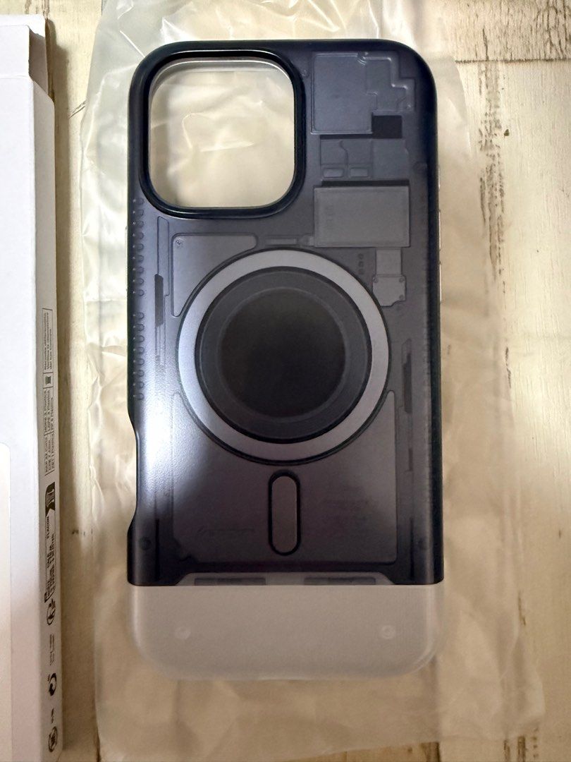 Spigen iPhone 16 pro max 6.9" (2024) Classic C1 MagFit Case, Mobile ...