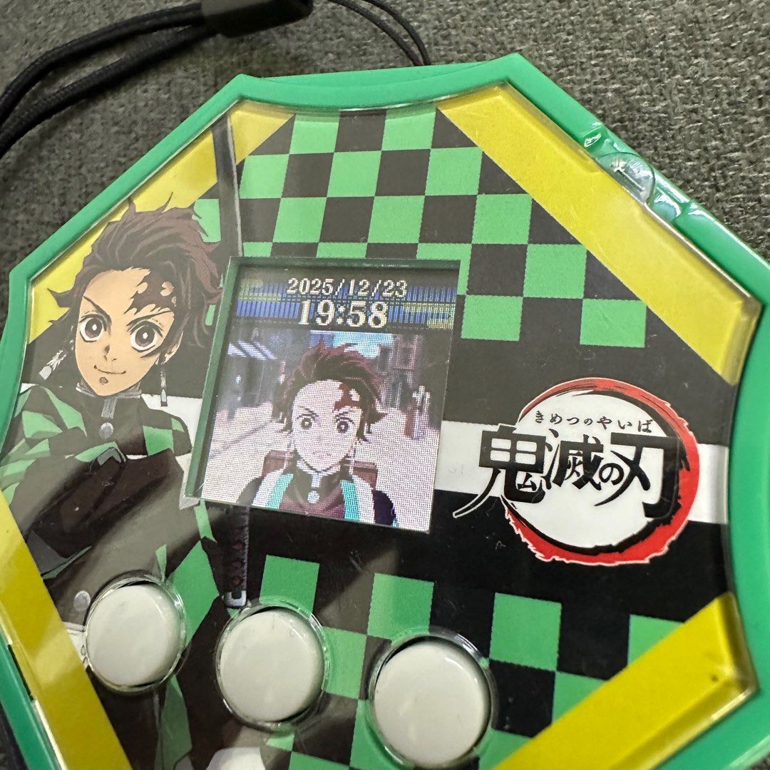 Takara Tomy Demon Slayer: Kimetsu no Yaiba LCD Game, also known as ...
