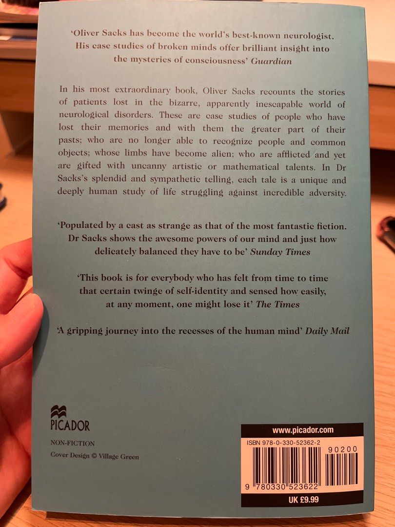 The man who mistook his wife for a hat - Oliver Sacks, Hobbies & Toys ...