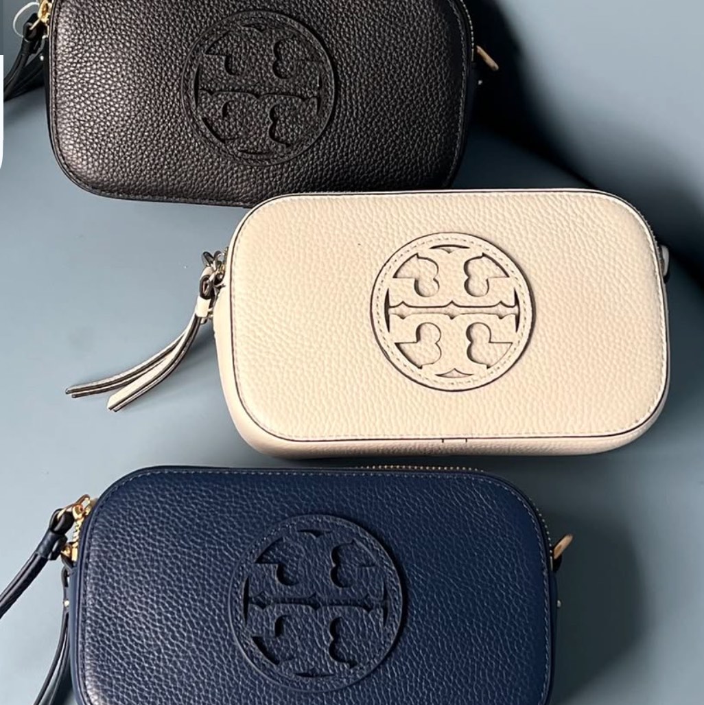 Tory Burch Camera Bag, Women's Fashion, Bags & Wallets, Cross-body Bags ...