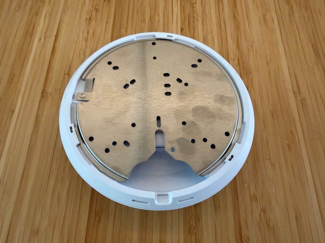 Ubiquiti Unifi U7 PRO MAX WiFi 7 Access Point 6 GHz with 8 Spatial ...