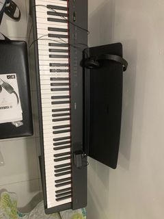 Yamaha Digital Piano, Hobbies & Toys, Musical Instruments on Carousell
