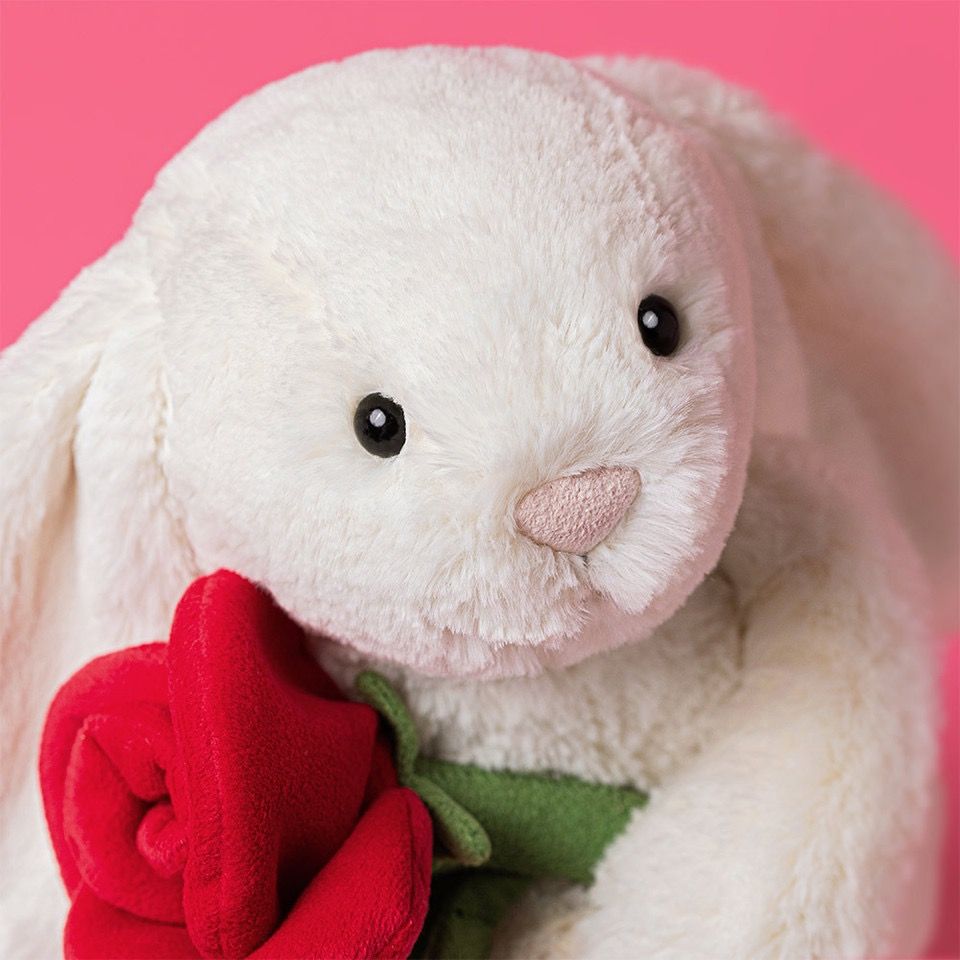 [100% authentic] Jellycat Cream Bunny With Rose - Valentine's Day 2026 ...
