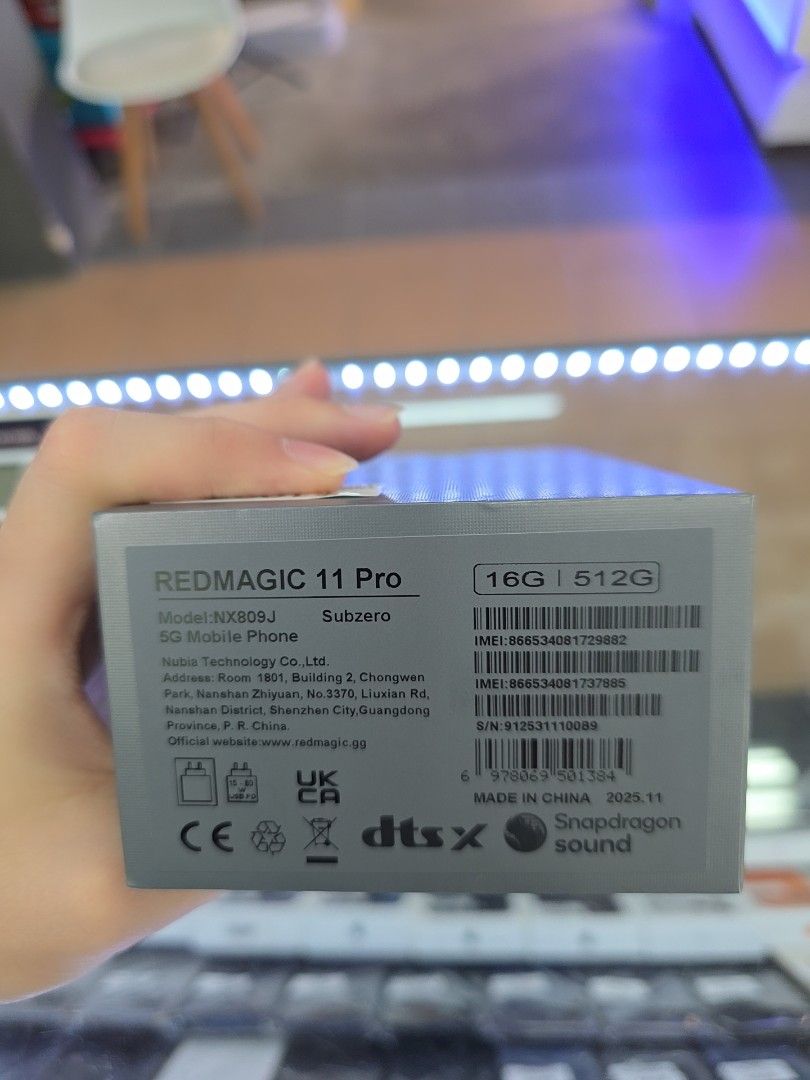 ( 2 Day Old ) LNIB Red Magic 11 Pro (5G) 16 + 512Gb Subzero ( Global ...