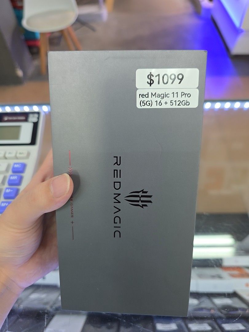 ( 2 Day Old ) LNIB Red Magic 11 Pro (5G) 16 + 512Gb Subzero ( Global ...