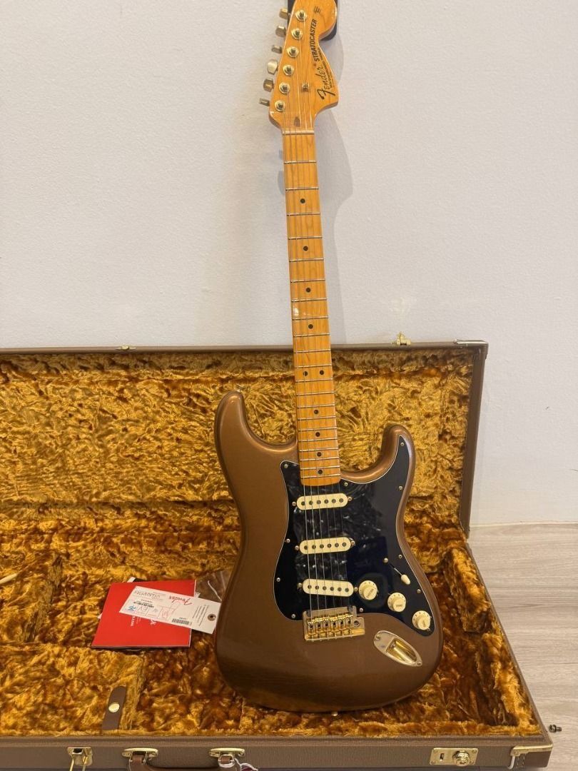 Fender Limited Edition Bruno Mars Stratocaster Electric Guitar, Maple ...