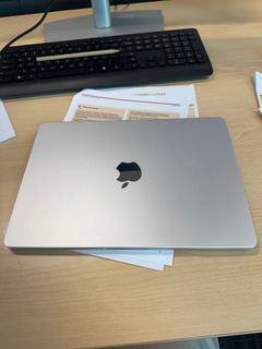 Apple MacBook Air M4, Computers & Tech, Laptops & Notebooks on Carousell