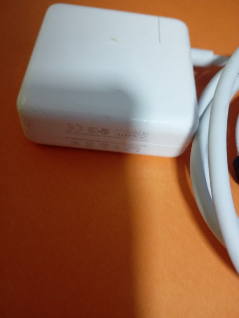 Apple MacBook USB-C Power Adapter, Computers & Tech, Parts ...