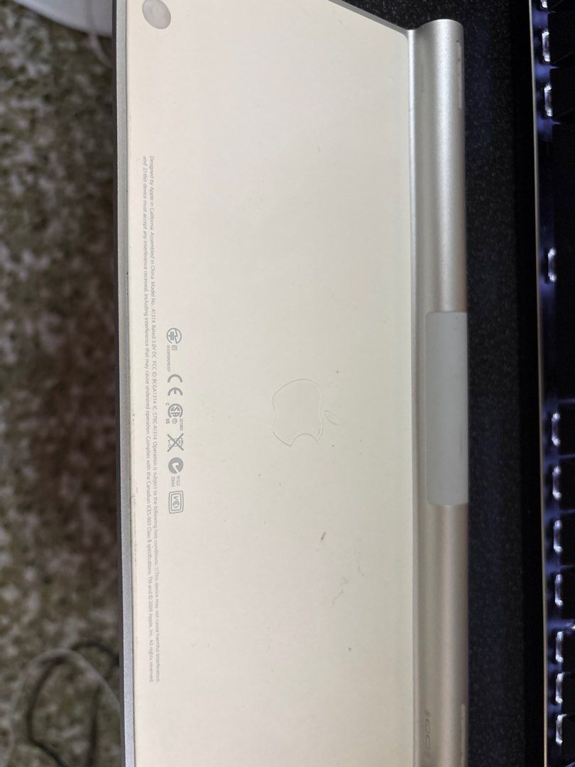 Apple Magic Keyboard ( AA battery), Computers & Tech, Parts ...