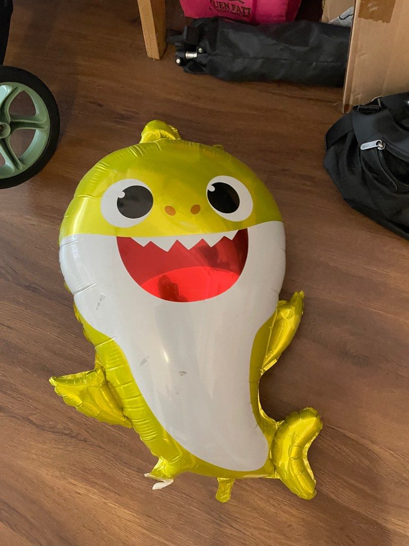Baby Shark Foil Balloon, Hobbies & Toys, Occasions & Party Supplies on ...