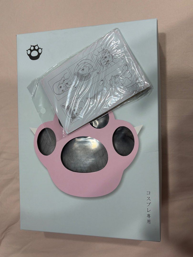 BNIP Grey long wig (Or alva lorenz orientation day wig), Hobbies & Toys ...