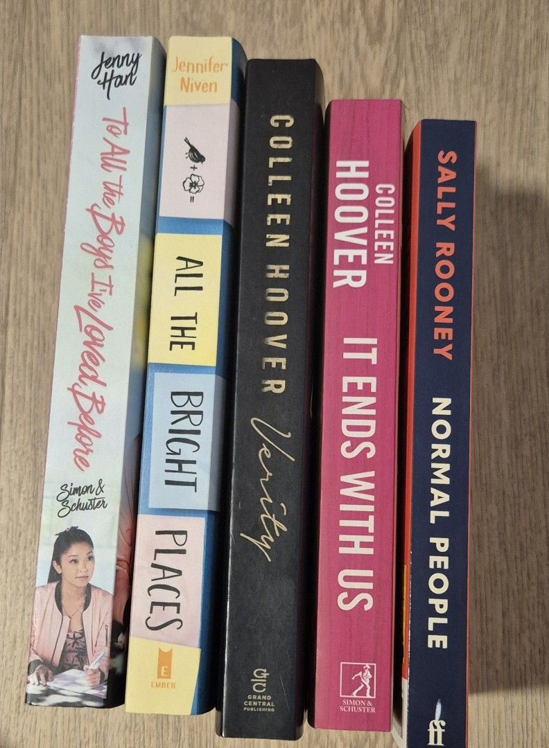 Book Bundle: Colleen Hoover, Jenny Han, Sally Rooney, Hobbies & Toys ...