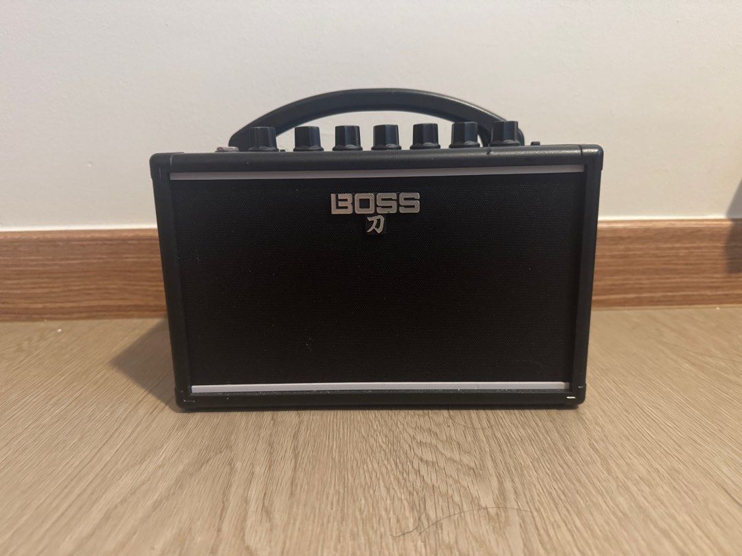 Boss Katana Mini Guitar Amplifier - Black, Hobbies & Toys, Musical ...