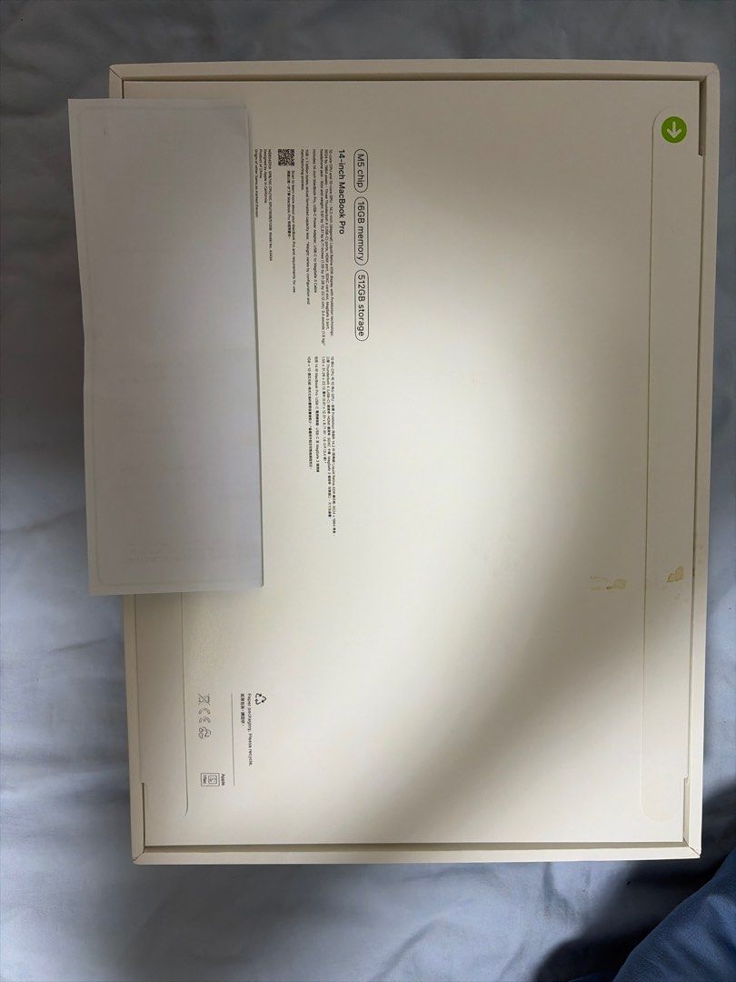 Brand-new Apple MacBook Pro 14-inch (M5 Pro chip latest chip and ...