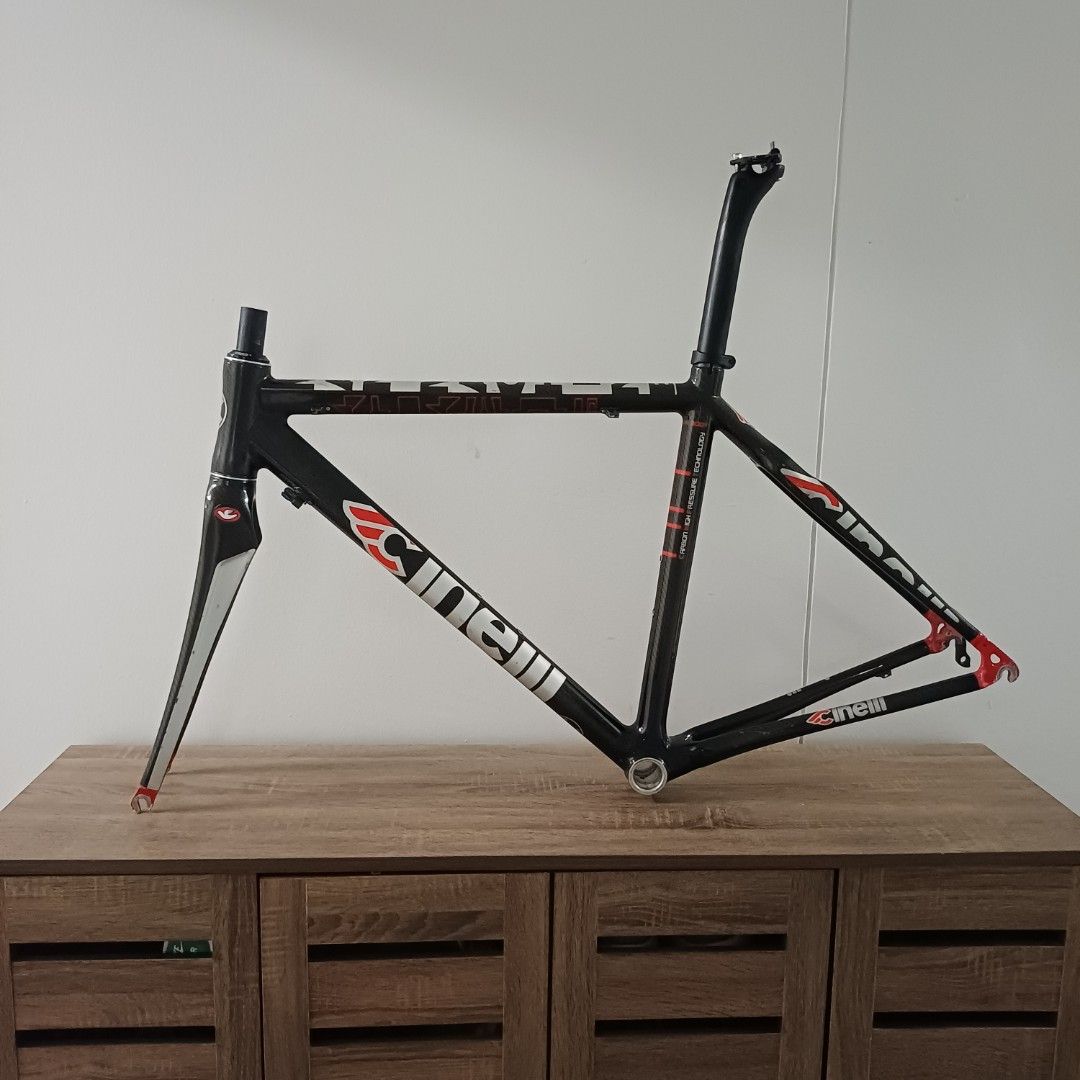 Cinelli Man Machine Carbon Road Bike Fixed gear Frame, Sports Equipment ...