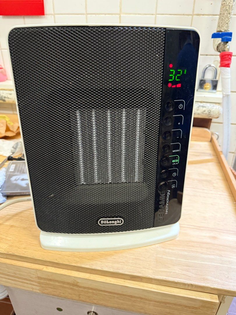 DeLonghi Ceramic Technology Space Heater, 家庭電器, 冷氣機及暖風機 - Carousell