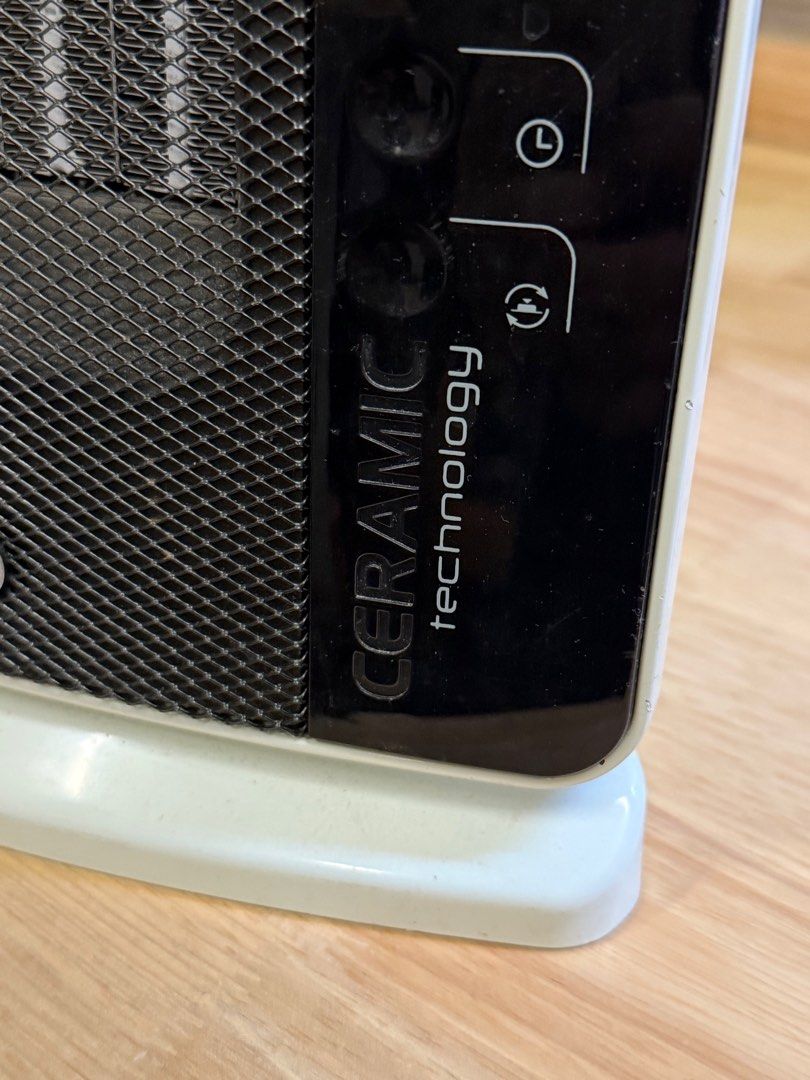 DeLonghi Ceramic Technology Space Heater, 家庭電器, 冷氣機及暖風機 - Carousell