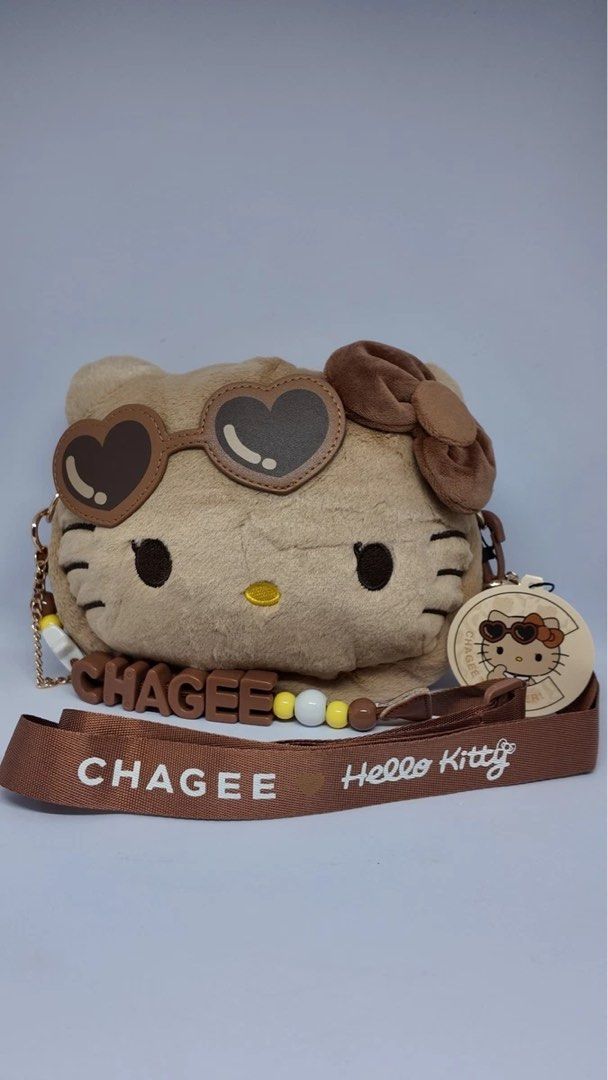 Hello Kitty Chagee Crossbody Bag, Women's Fashion, Bags & Wallets ...