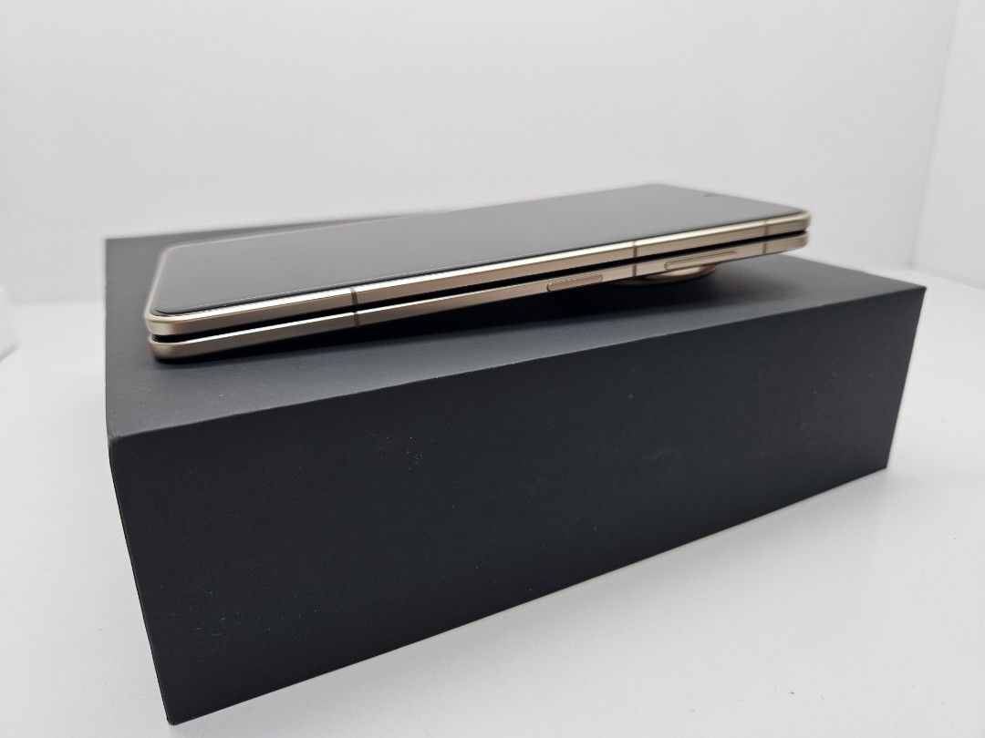 Honor Magic V5 512GB Silk Brown, Mobile Phones & Gadgets, Mobile Phones ...