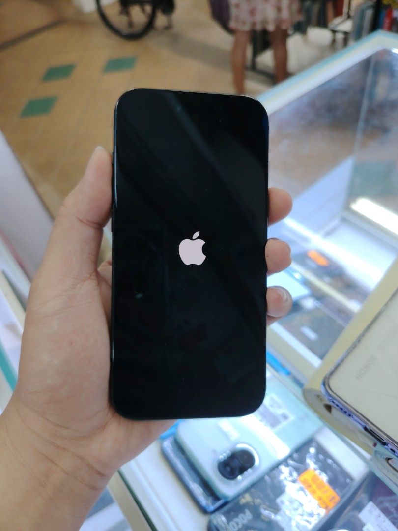 iPhone Air 256GB Space Black, Mobile Phones & Gadgets, Mobile Phones ...