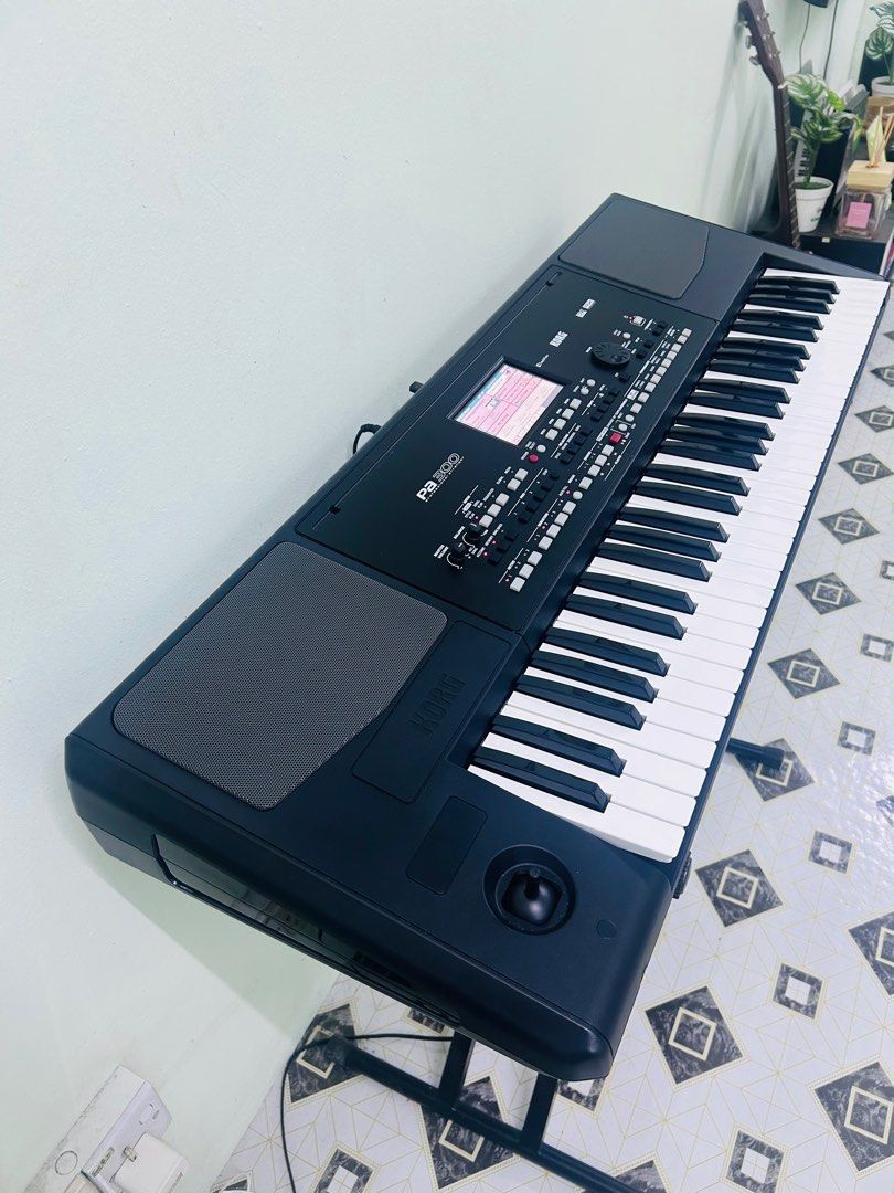 Korg Pa300 Professional Arranger Keyboard, TV & Home Appliances ...