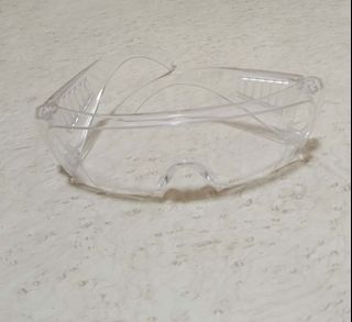 Clear Safety Goggles, Men's Fashion, Watches & Accessories, Sunglasses ...