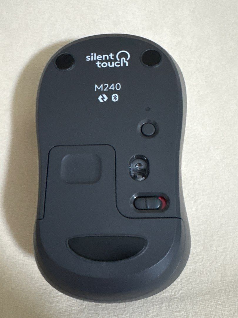 Logitech M240 Silent Touch Wireless Mouse (Authentic), Computers & Tech ...
