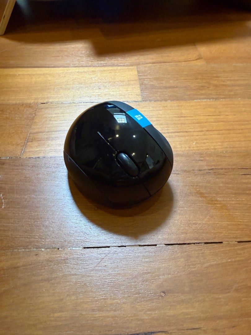 Microsoft Sculpt Ergonomic Mouse, Computers & Tech, Parts & Accessories ...