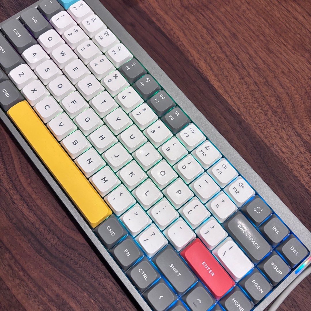 NuPhy Air75 v2 Wireless Mechanical Keyboard, Computers & Tech, Parts ...