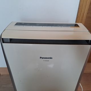 日本TSK 2L光觸媒空氣淨化抽濕機, 家庭電器, 空氣清新機及抽濕機 - Carousell