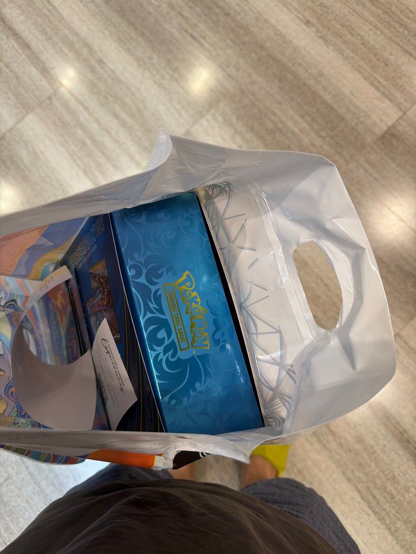 Pokemon TCG: mega Charizard upc Celebrations Collection Box, Hobbies ...