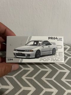 Mini GT Nissan Skyline GT-R (R32) Gem Red, Hobbies & Toys, Toys & Games ...