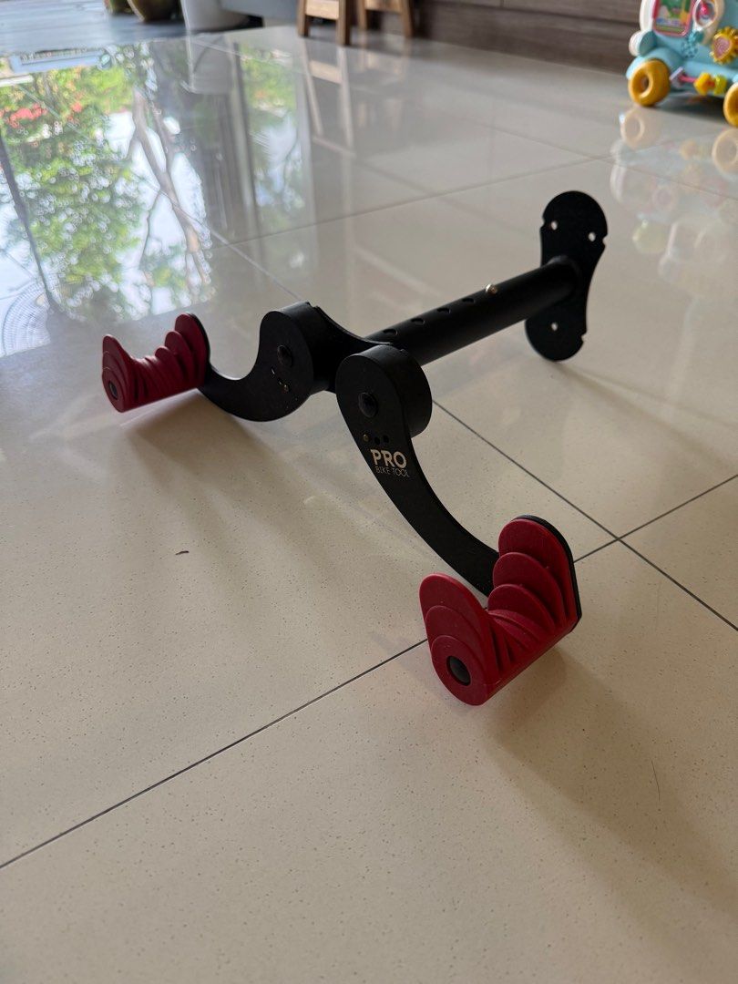 Pro Bike Tool Wall Mount Bike Rack, Sports Equipment, Bicycles & Parts ...