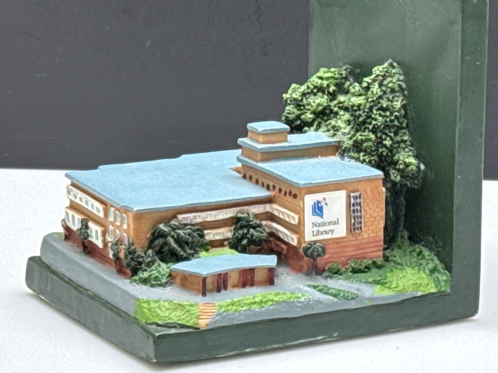 Scale Model of the old National Library (small chip on the roof ...