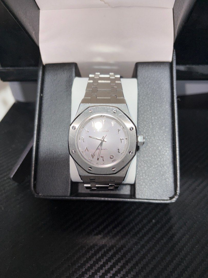Seiko Automatic Watch with Arabic Numerals, Luxury, Watches on Carousell