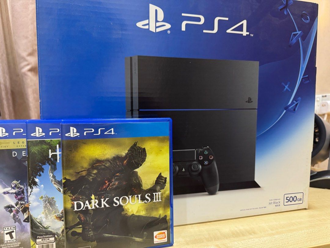 Sony PlayStation 4 500GB Jet Black, Video Gaming, Video Game Consoles ...