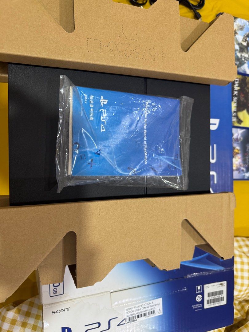 Sony PlayStation 4 500GB Jet Black, Video Gaming, Video Game Consoles ...