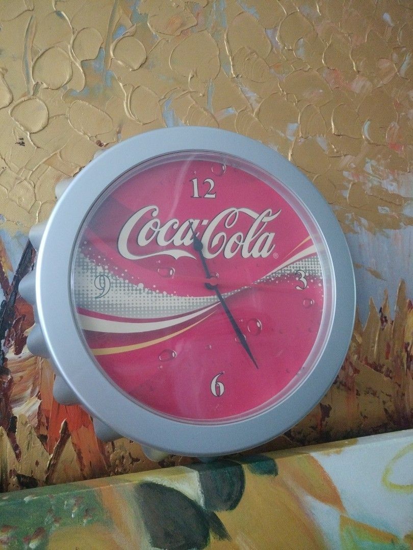 🌿[still available] Vintage Coca-Cola Bottle Cap Clock, Hobbies & Toys ...