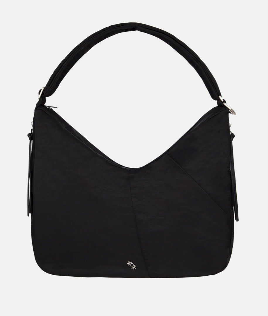 The Paper Bunny Vessel Loft in Caviar, Women's Fashion, Bags & Wallets ...