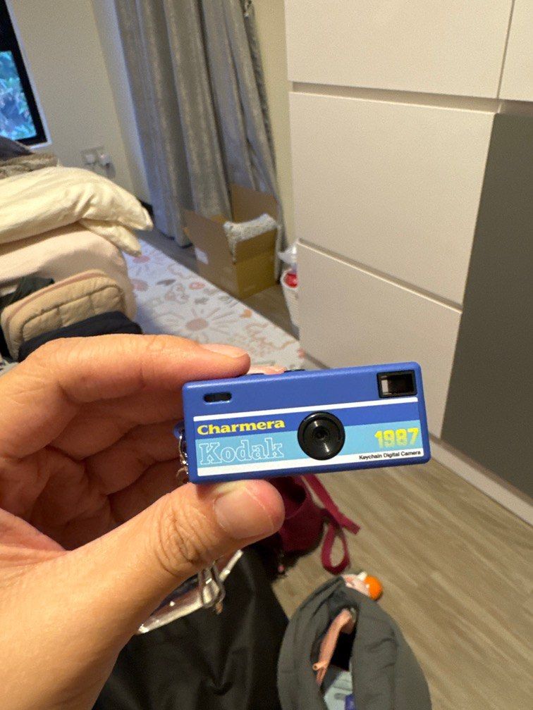 WTT Kodak Charmera BLUE (no box) for RED or BLACK - bought on 25th dec ...