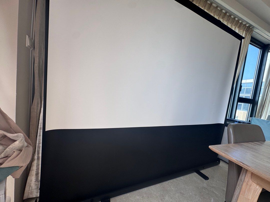 100-inch Floor-Rising Projector Screen, 家庭電器, 電視 & 其他娛樂, 投影機 - Carousell