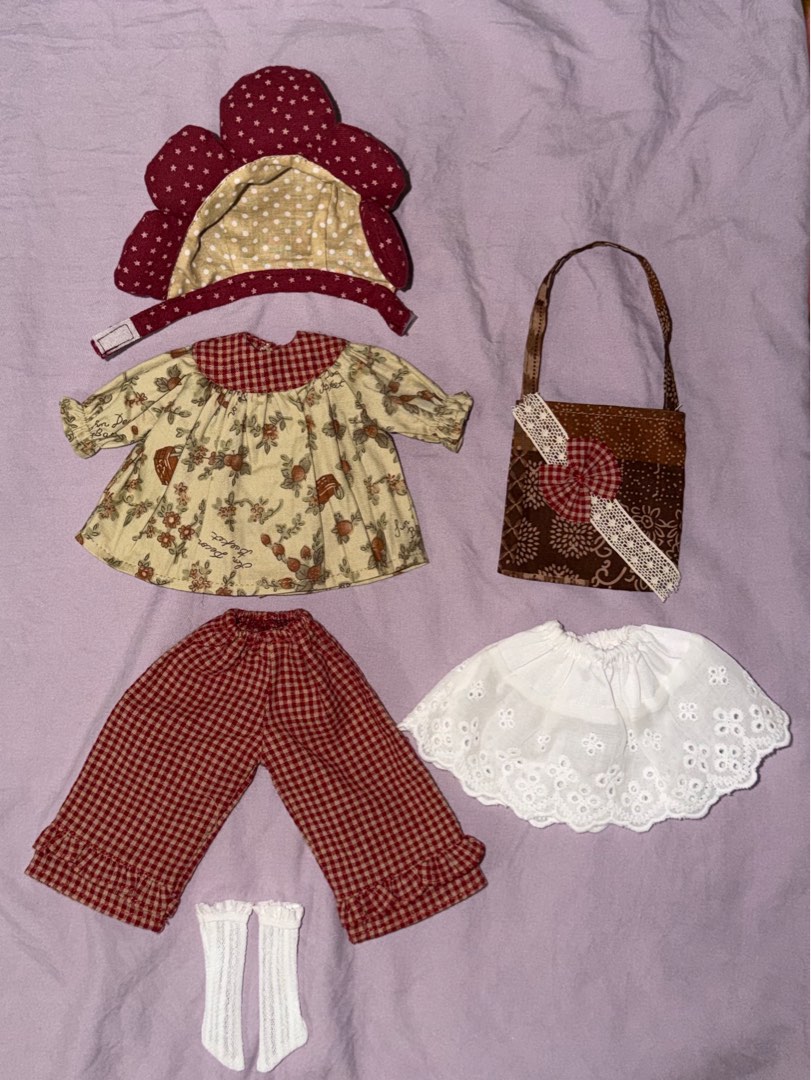 1/6 doll clothes, Hobbies & Toys, Toys & Games on Carousell